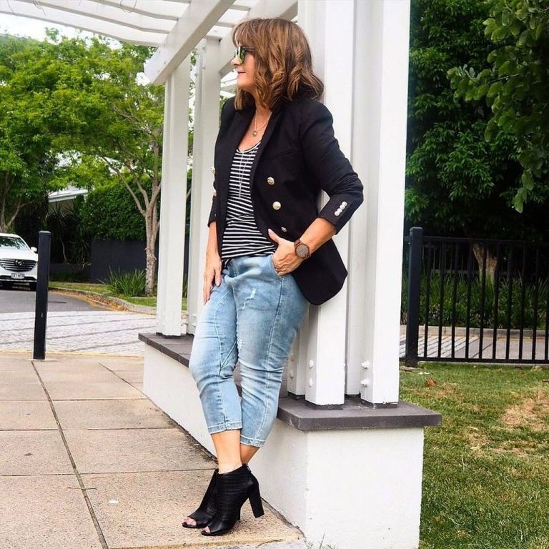 42 Amazing Looks For Over 40 Women Inspiration – ADDICFASHION