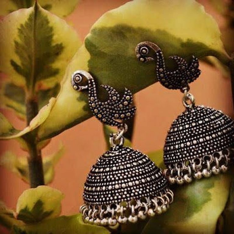 49 Captivating Silver Accessories Ideas For Add In Your Appearance