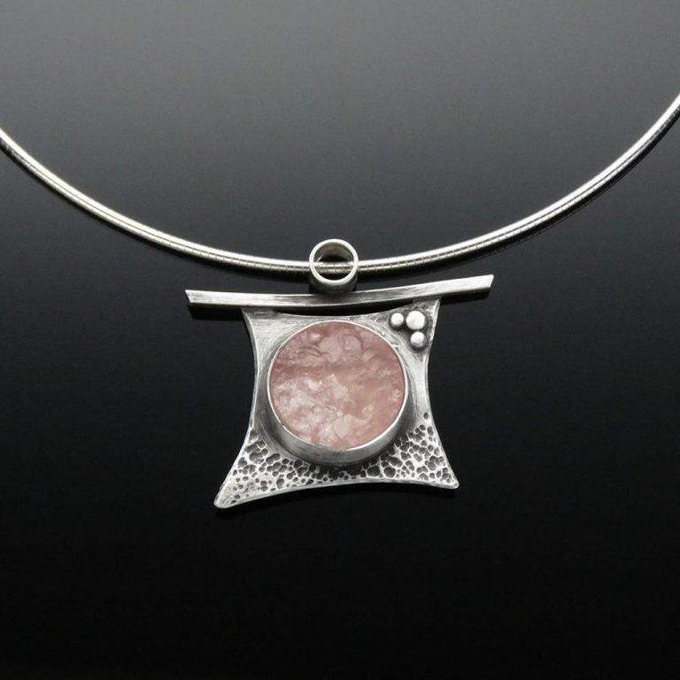 49 Captivating Silver Accessories Ideas For Add In Your Appearance