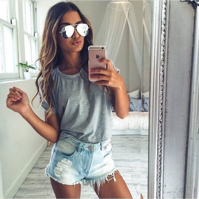 40 Creative Summer Style Ideas With Ripped Jeans