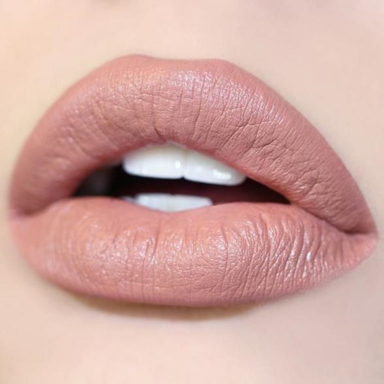 35 Fancy Lips Colour Ideas For Party – ADDICFASHION