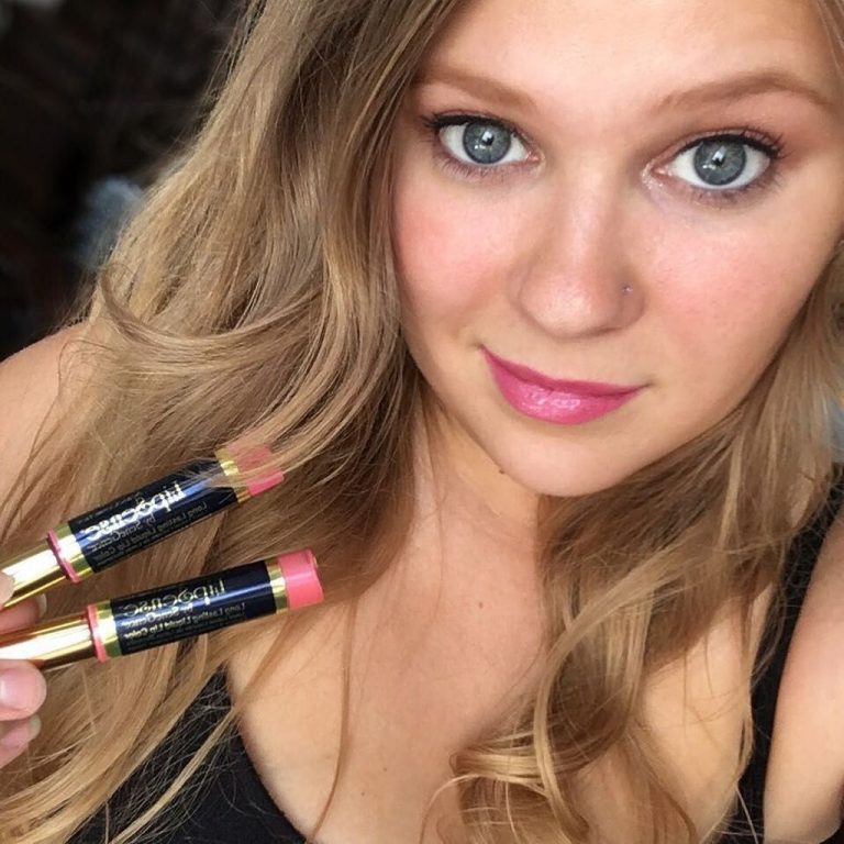 35 Fancy Lips Colour Ideas For Party – ADDICFASHION