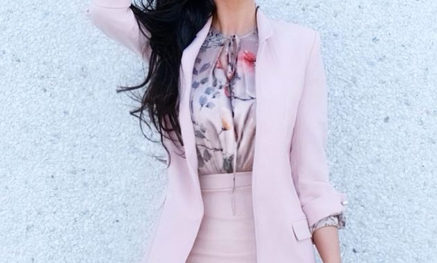 40 Pretty Work Outfits Ideas To Achieve A Career In 2019